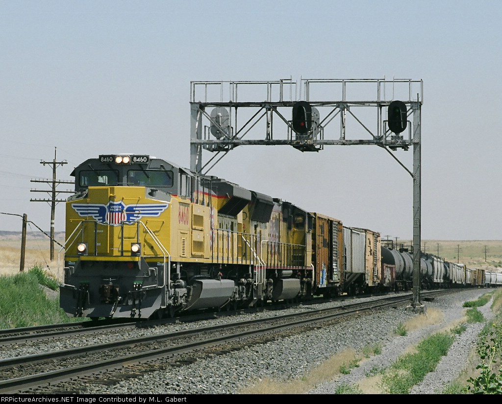 UP SD70ACe 8460 works up Medbury Hill